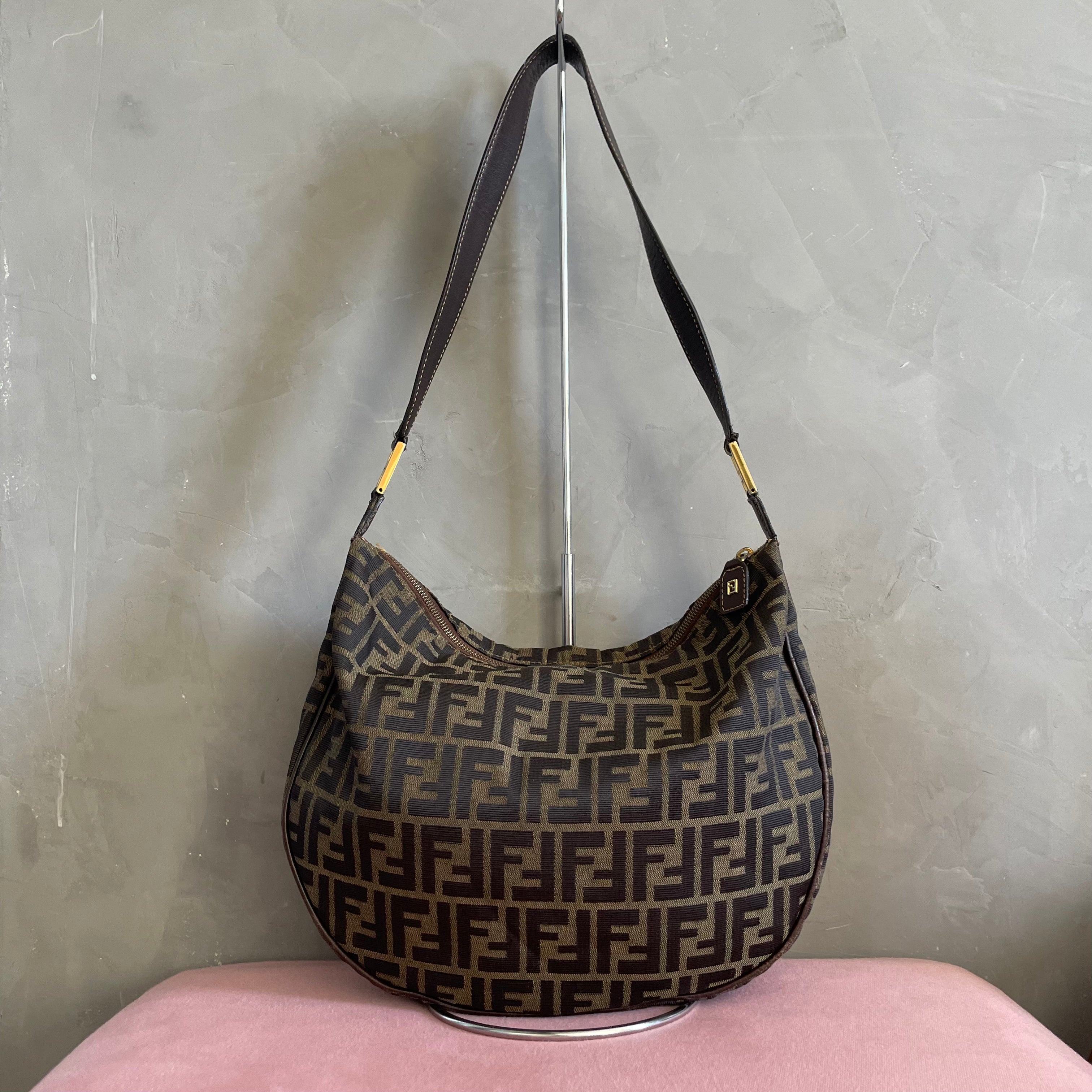 Fendi Monogram Shoulder Bag – seffvintage