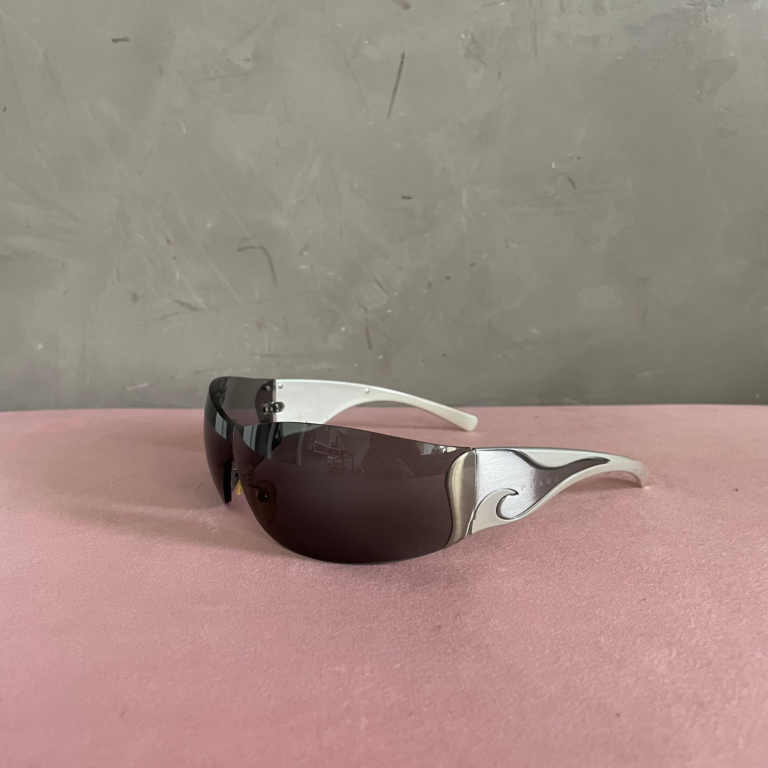 Prada Flames SPR58F – seffvintage